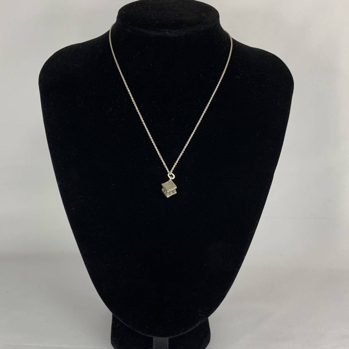 1円スタート TIFFANY&Co. ティファニー アトラス キューブ ネックレス ATLAS シルバー925 silver T2(アトラス)｜売買されたオークション情報、yahooの商品情報 ...