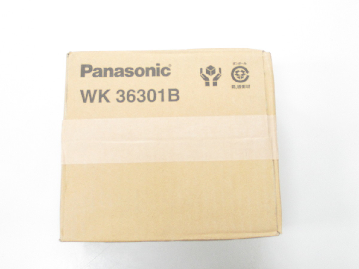 〇 Panasonic パナソニック 接地2P30A角型コンセント 薄形 ブラック WK36301B 10個入り 同梱発送不可(コンセント ...
