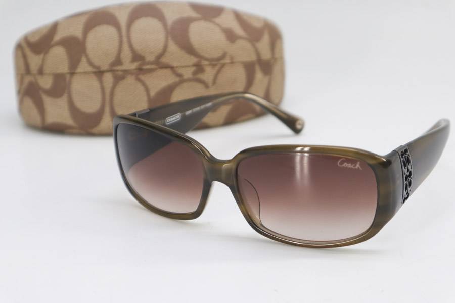 COACH コーチ サングラス GERRY S731A OLIVE HORN シグネチャー柄ケース付き 104f10(服飾小物)｜売買された ...