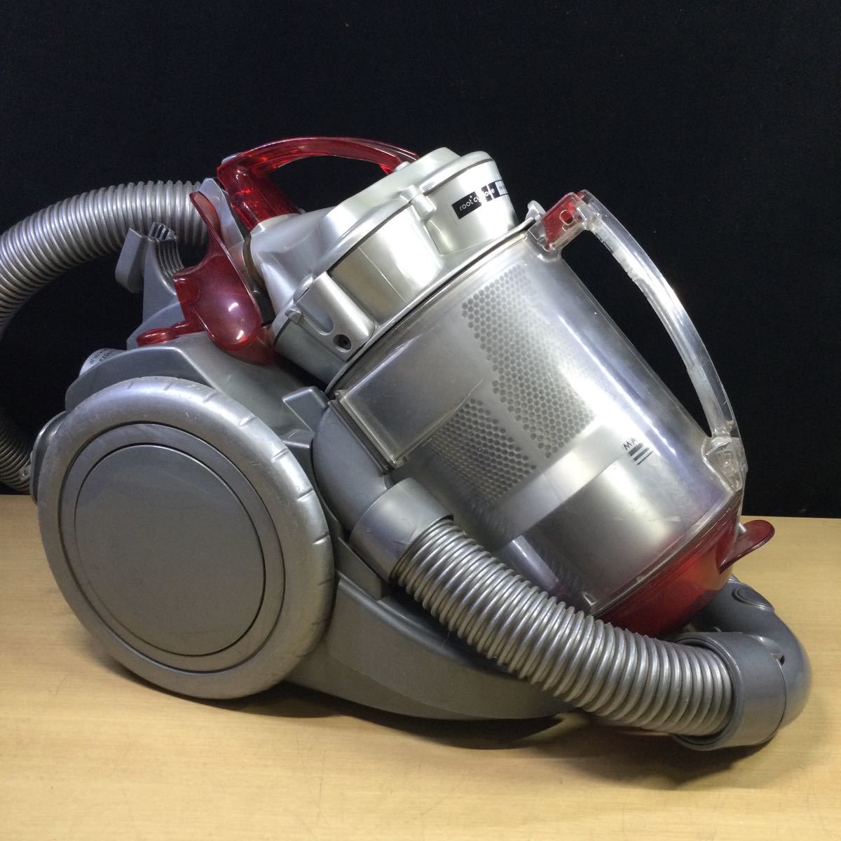 040904 dyson DC12 entry ダイソン サイクロンクリーナー ジャンク品(ダイソン)｜売買されたオークション情報、yahooの商品情報をアーカイブ公開 - オークファン ...