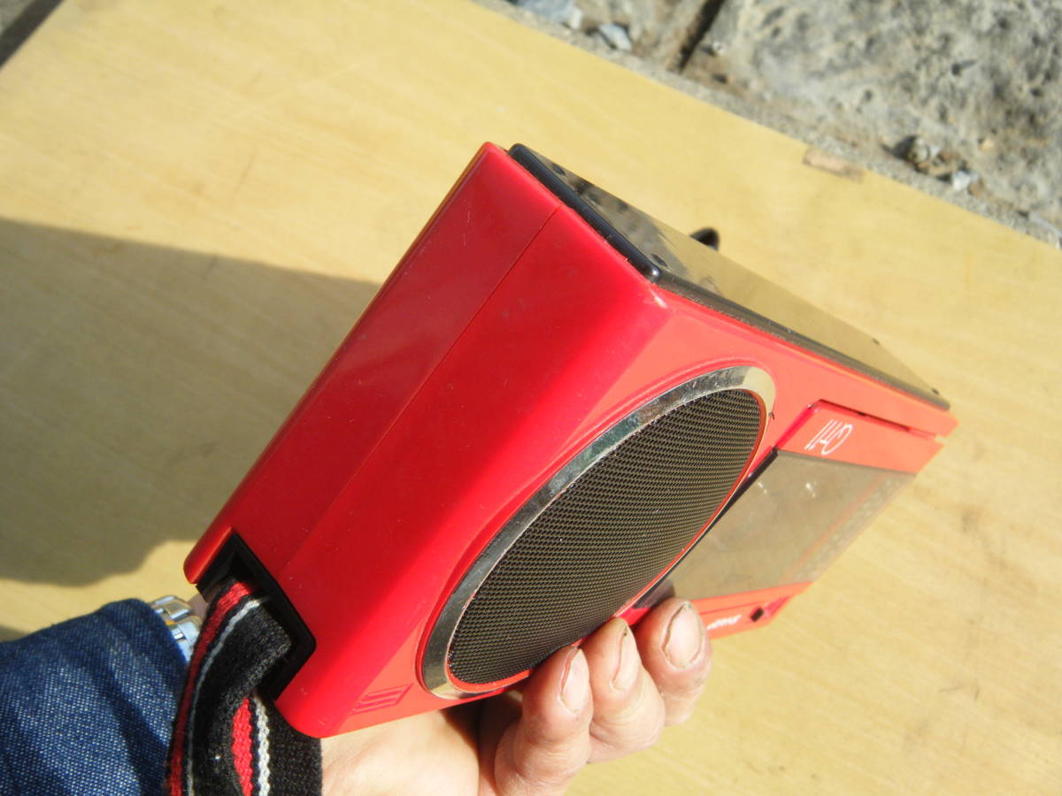 YUU346 シャープ カセットデッキ QT-11R 赤 QT11 本体のみ レトロ 小型カセットデッキ ラジオ 同梱OK(ラジカセ)｜売買さ ...