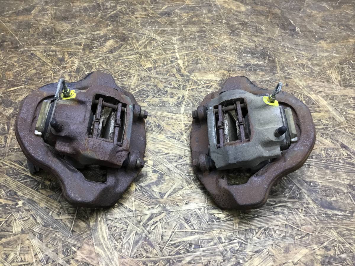 430 セドリック フロントキャリパー 当時物 L20 5MT 旧車 セドグロ 日産 330(その他)｜売買されたオークション情報、yahooの商品情報をアーカイブ公開 - オークファン ...