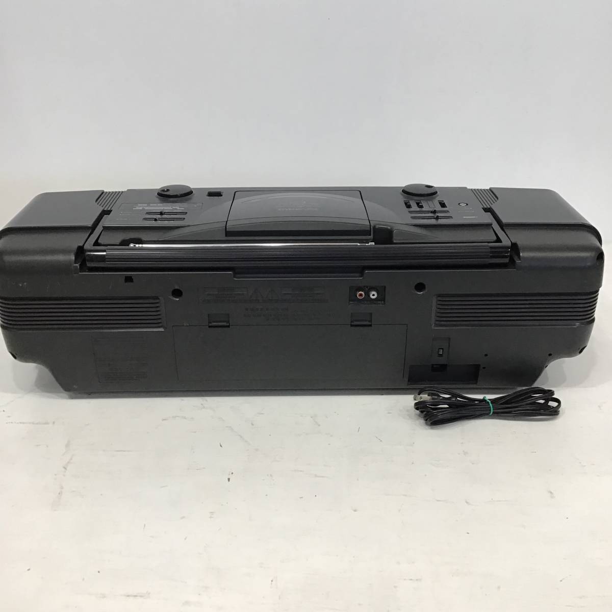 21K266 5 HITACHI 日立 Lo-D DYNAMIC BASS CDWラジカセ CX-33W ジャンク(ラジカセ)｜売買されたオークション情報、yahooの商品情報をアーカイブ公開 ...