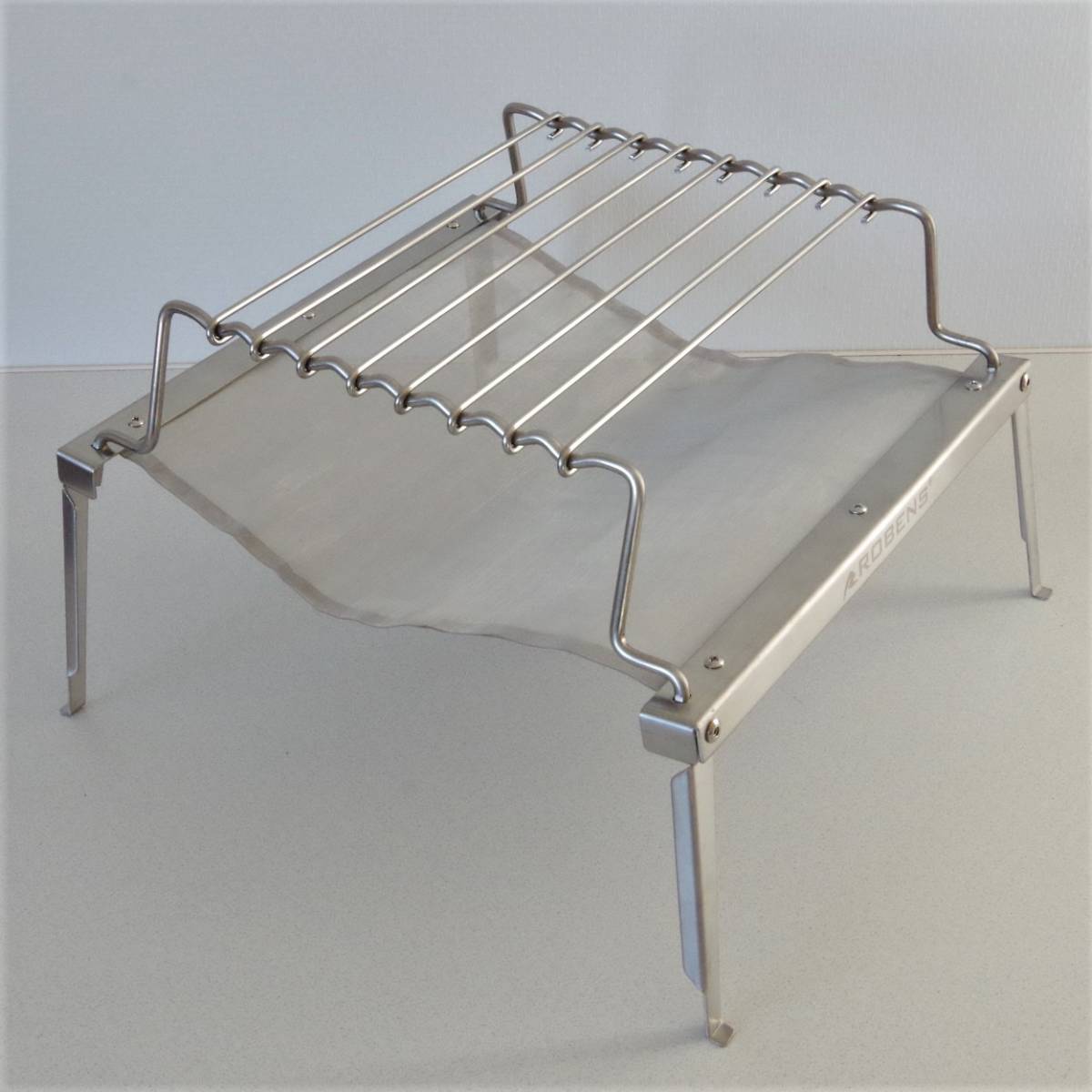 レア 日本未発売 参6 400円 ROBENS TIMBER MESH GRILL ローベンス ティンバーメッシュグリル 焚き火台 コンパクト ...