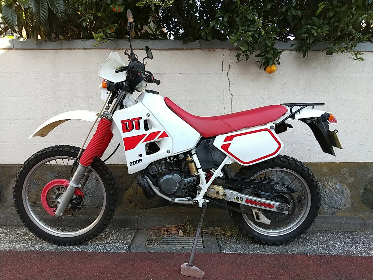 ヤマハ DT200R 3ET 白赤 1988年式 ワンオーナー 2スト 33馬力(126cc-250cc)｜売買されたオークション情報 ...