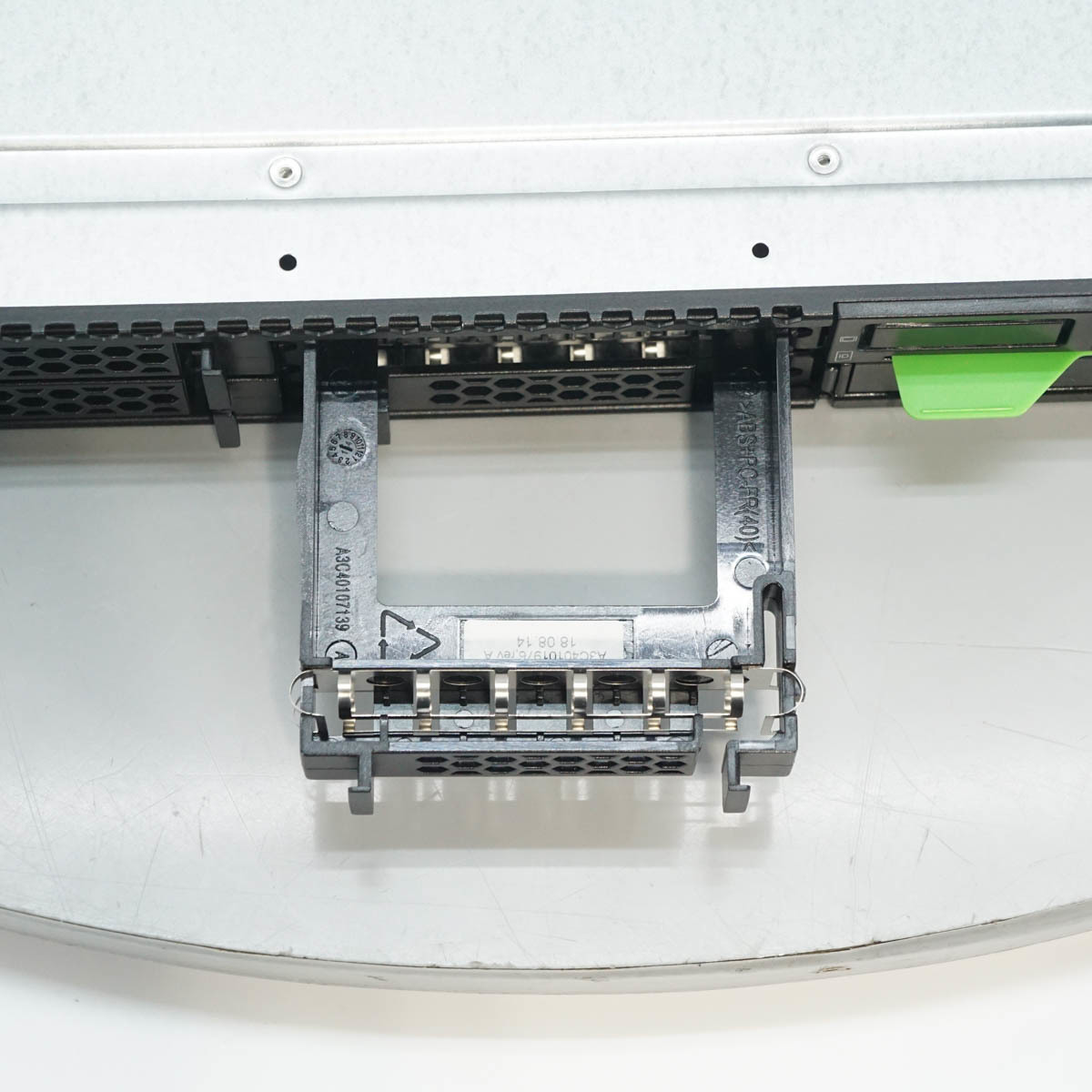 DW 8日保証 9台入荷 FUJITSU RX200 S8 Xeon E5-2620 v2 2.10GHz 2基/64GB/HDD無 PRIMERGY サーバー SK02959-0627 ...