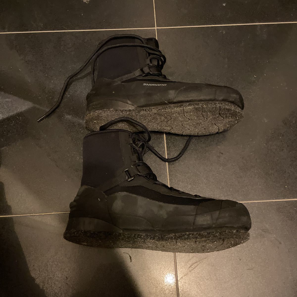 シマノ ロックショアウェットブーツ FS-080U 27cm shimano(フィッシングスーツ)｜売買されたオークション情報、yahooの商品情報をアーカイブ公開 - オークファン ...