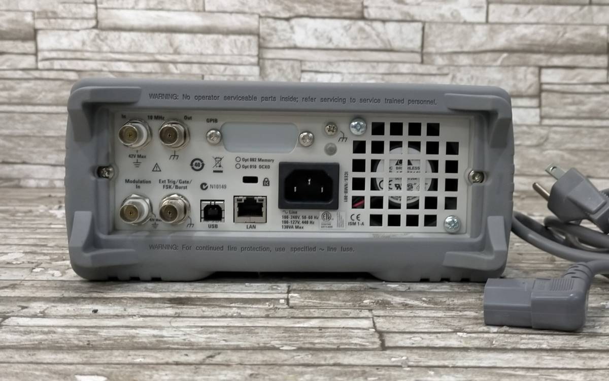 Agilent 33522A 2-Ch 250MSa/s 30MHz Function Generator/アジレント 任意波形発生器(その他 ...
