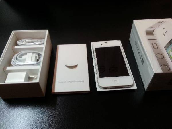 SIMフリー iPhone4s 64GB ホワイト iOS 5.1.1 US版(海外用携帯)｜売買されたオークション情報、yahooの商品情報をアーカイブ公開 - オークファン（aucfan.com）