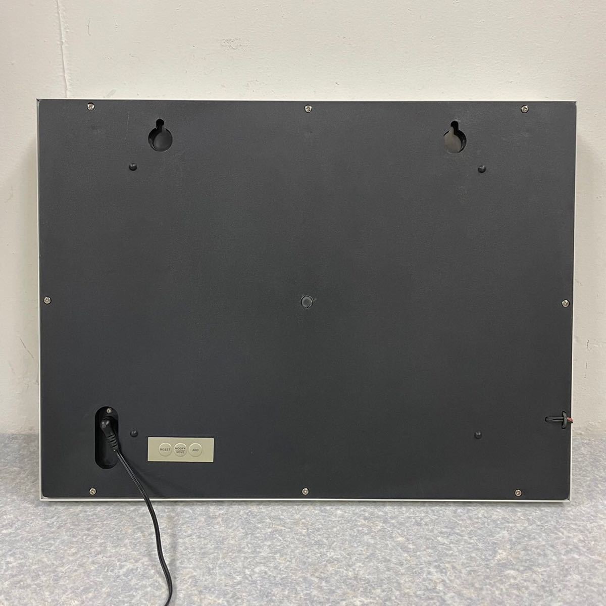 LED デジタル壁掛け時計 カレンダー 温度計 JDL-685 ホワイト 赤ドット インテリア ウォールクロック(デジタル)｜売買されたオークション情報、yahooの商品情報をアーカイブ公開 ...