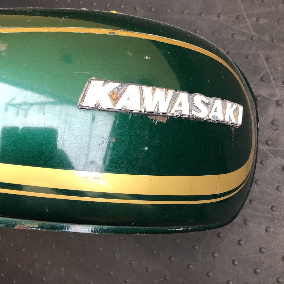 Z750D1 KZ1000 タンク&サイドカバーset 当時物 Z750FOUR KZ900 Z1 Z2(カワサキ用)｜売買されたオークション情報、yahooの商品情報をアーカイブ公開 ...