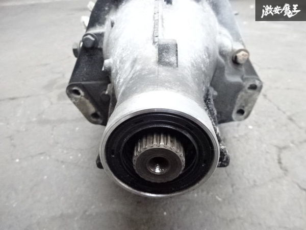 日産 NISSAN 純正 430 セドリック L28 L型 AT 4速 オートマ ミッション 4N71B 約70000Km走行 棚E-8 ...