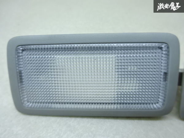 トヨタ 純正 ZRR70W ヴォクシー ノア ルームランプ バニティランプ 81340-30100 2個セット 割れ無し 在庫有り 即納 棚9 ...