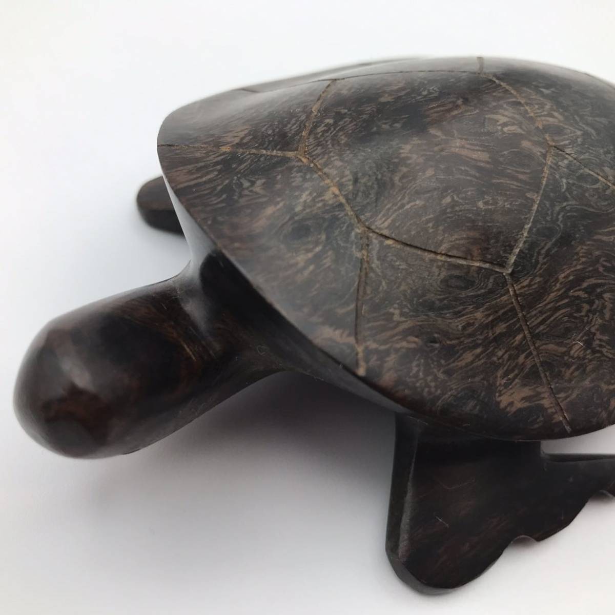 J53002 置物 亀 木製 動物 彫刻 美術品 彫り物 木彫り 人形 縁起物 オブジェ 雑貨 インテリア レトロ ヴィンテージ アンティーク ...