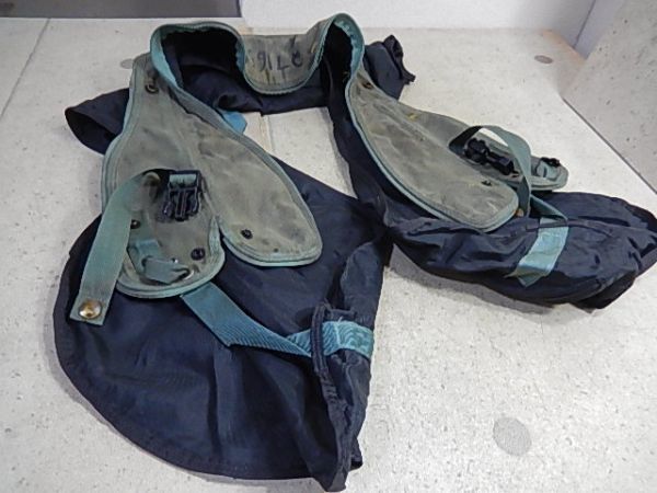 A67 訳あり特価 レア FLOATATION COLLAR LOW-PROFILE AIRCREW TYPE LPU-34/P ライフプ ...