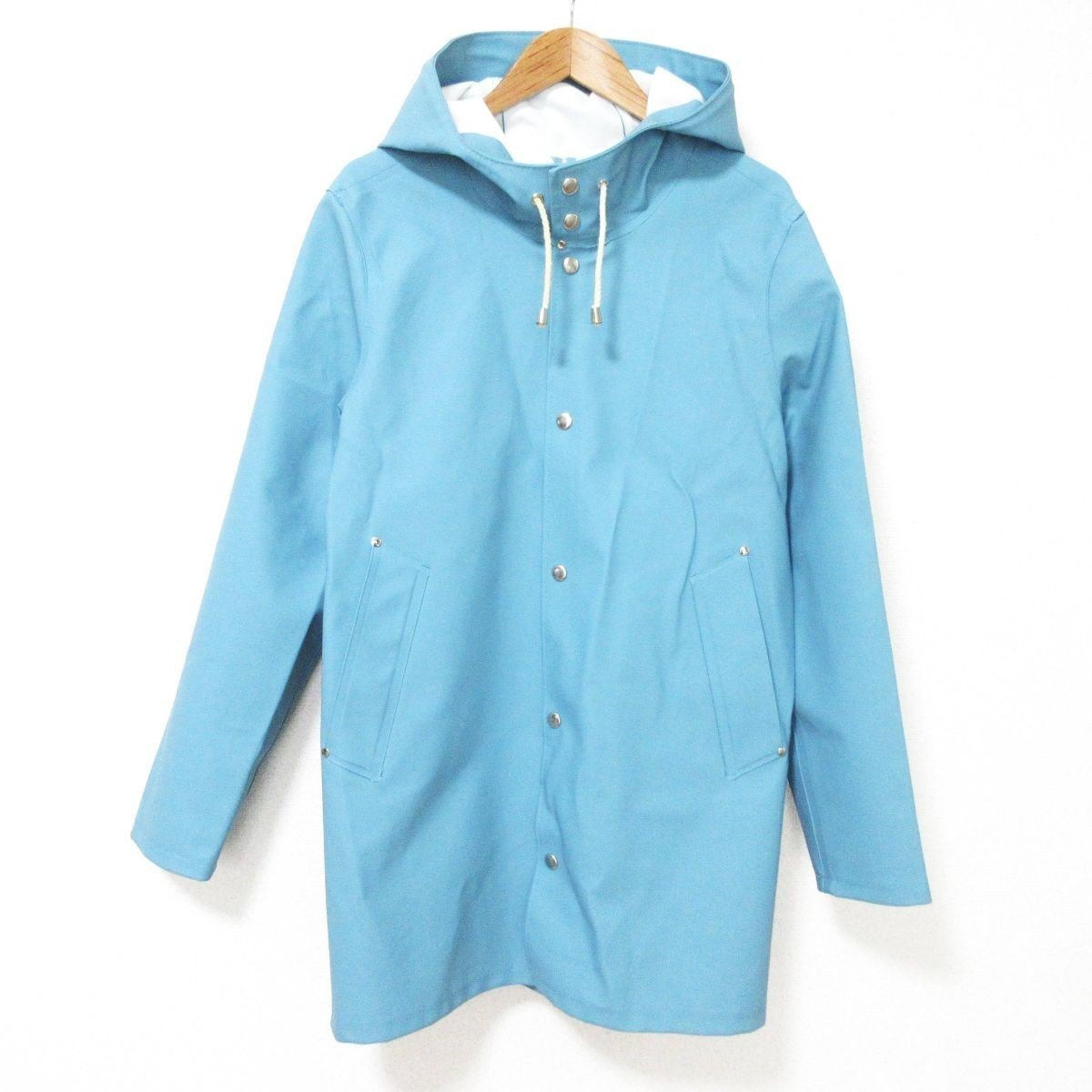 良品 近年モデル STUTTERHEIM ストゥッテルハイム 撥水加工 フーデッドコート レインコート XS 水色(レインコート)｜売買されたオークション情報、yahooの商品情報をアーカイブ ...