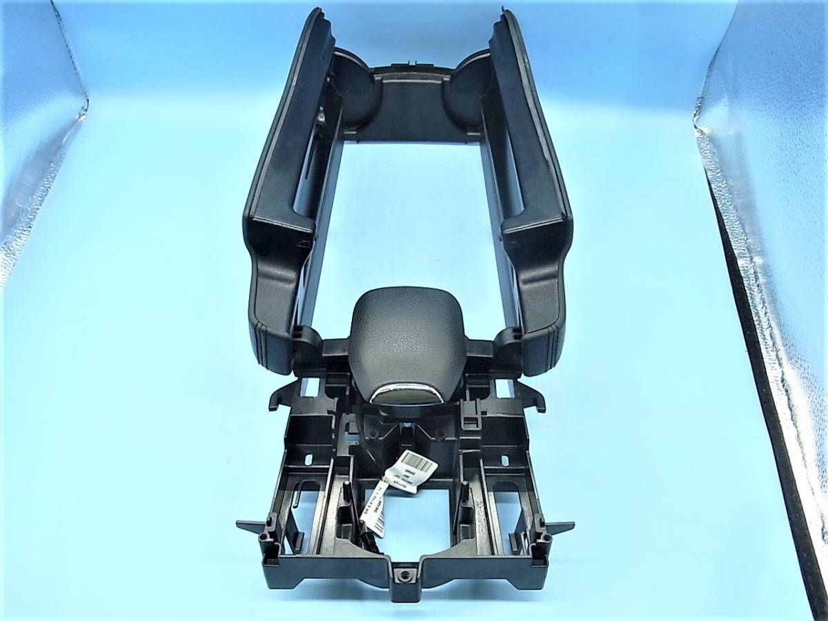 MB356 ベンツ Eクラス W212 E350 前期 純正 センターコンソール アームレスト A2126800039 0005746037 ...