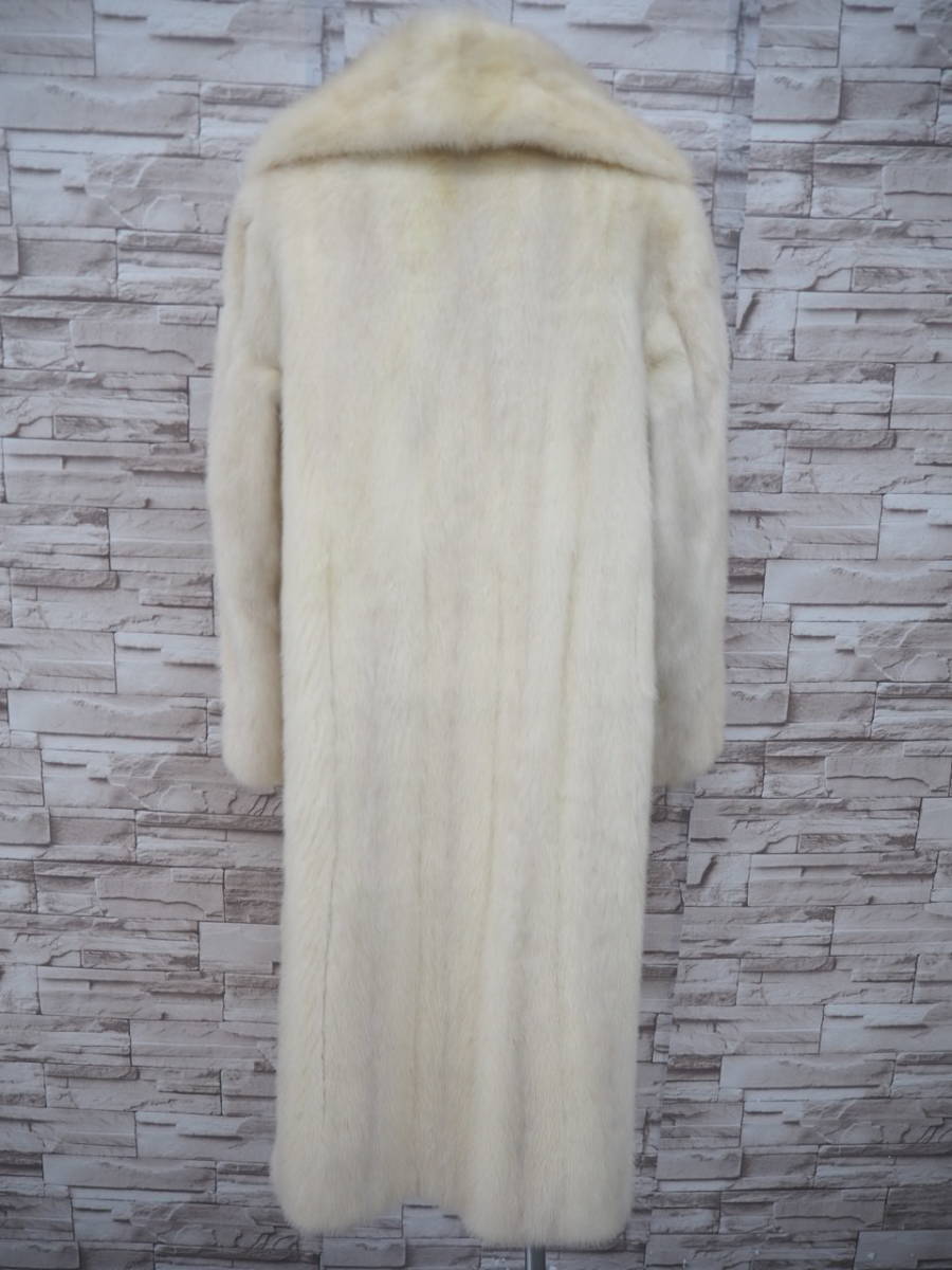 パールミンク ロングコート 着丈104㎝ MOON BAT(ミンク)｜売買されたオークション情報、yahooの商品情報をアーカイブ公開 - オークファン（aucfan.com）