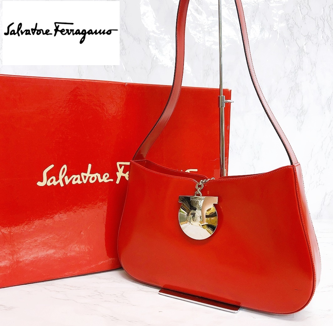 サルヴァトーレ フェラガモ ガンチーニ パテントレザー ワンハンドル ハンドバッグ レッド×シルバー DD21 8203 冊子 箱付き(かばん、バッグ)｜売買されたオークション情報、yahoo ...