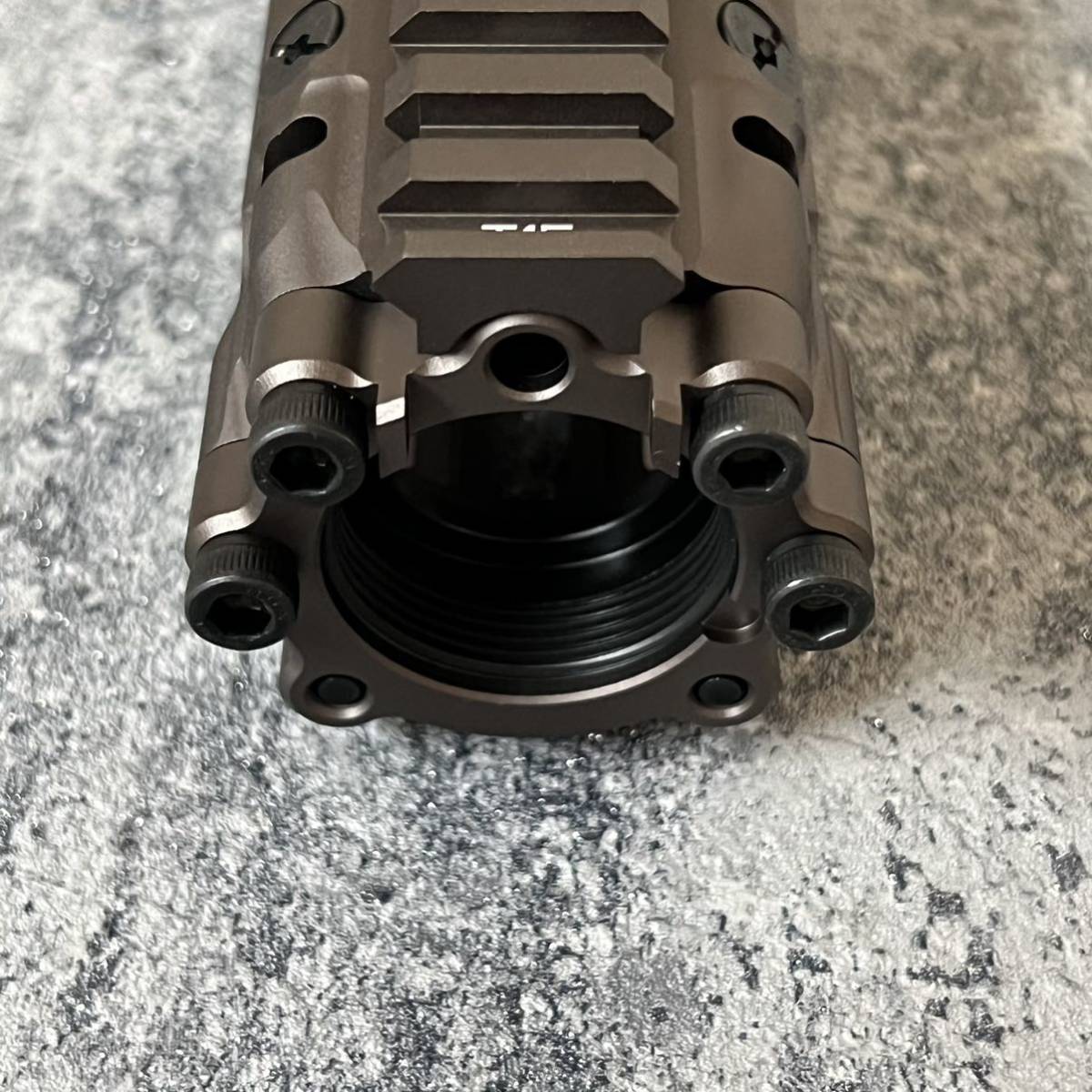 最新 RIS3 RISIII タイプ ハンドガード Daniel defense HANDGUARD 10.5inch FDE M-LOK ...