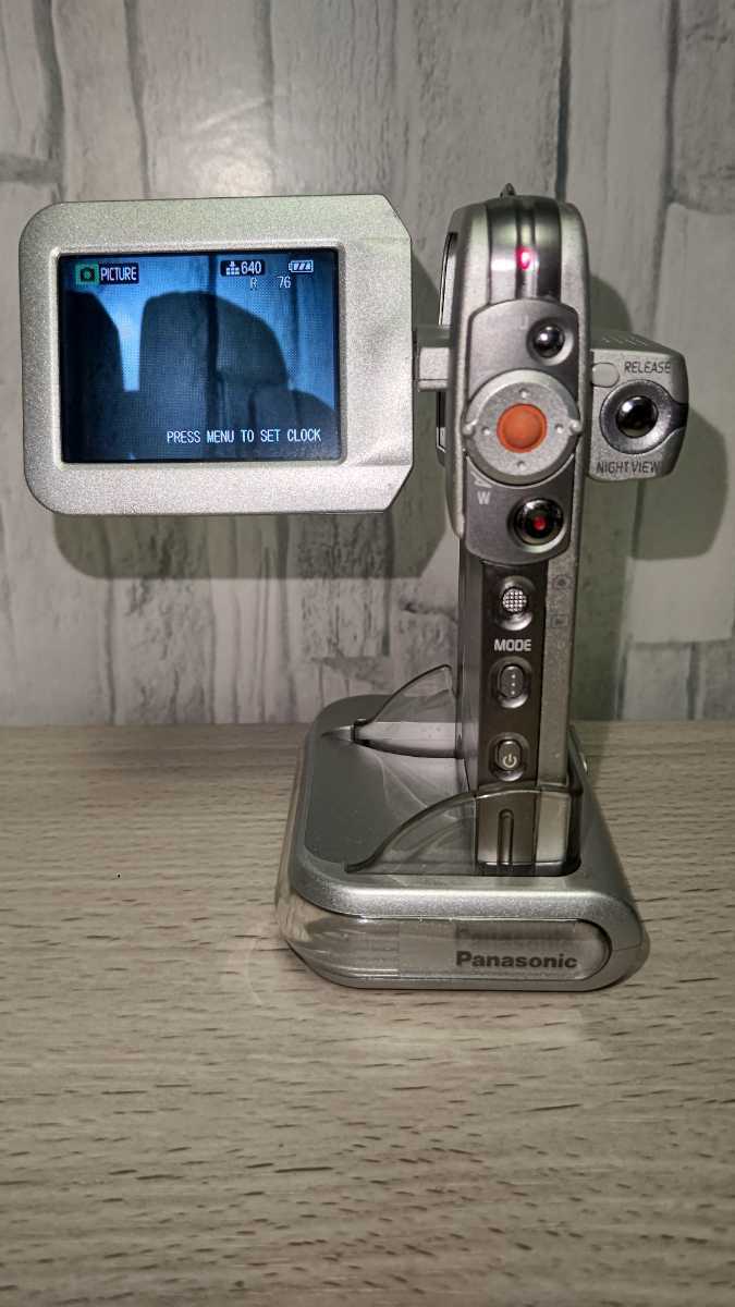 Panasonic コンパクト ハンディ カメラ D−snap SV-AV50 スナップ(パナソニック)｜売買されたオークション情報 ...