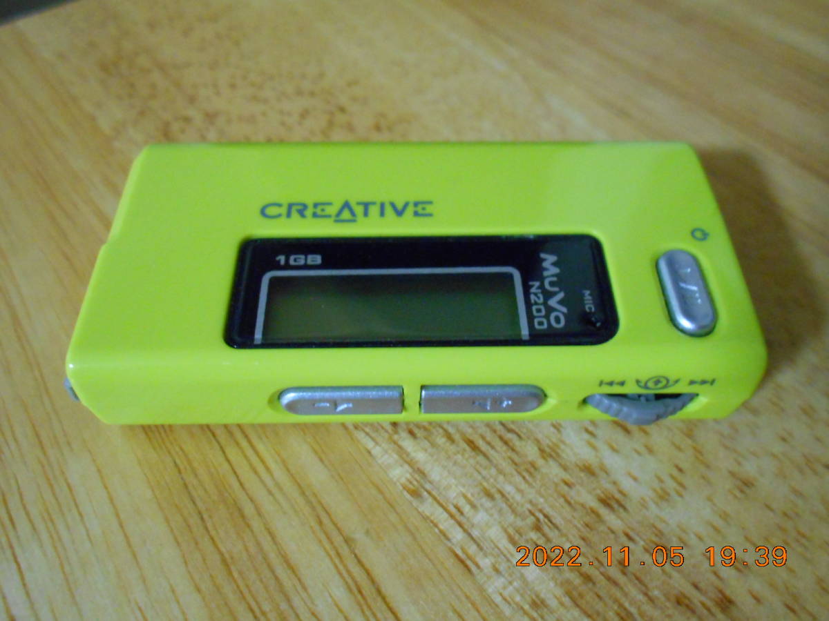 単4電池仕様 Creative Muvo N200 1GB メモリープレイヤー 音楽プレイヤー クリエイティブ Creative Zen ...