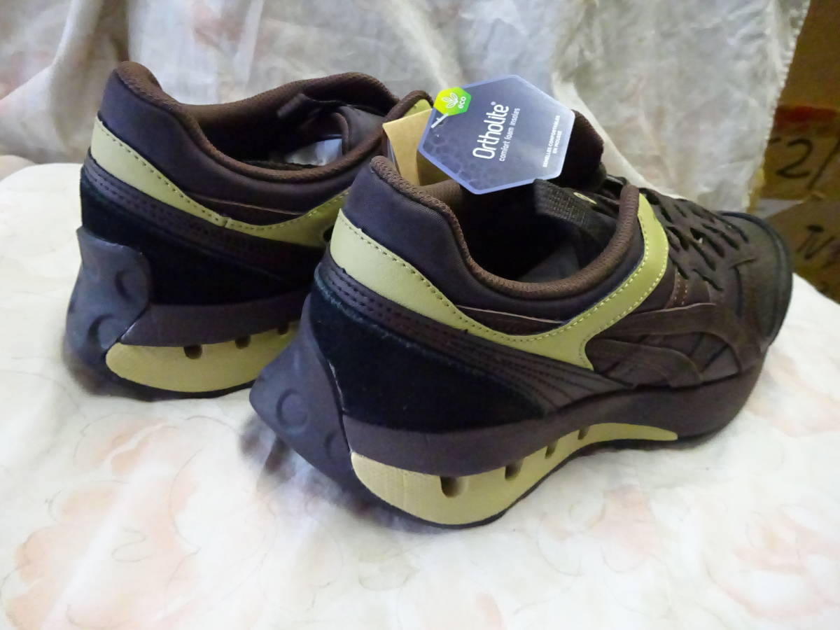 ASICS UN1-S Jogger X81 BR 28 cm Tv54(28.0cm)｜売買されたオークション情報、yahooの商品情報をアーカイブ公開 - オークファン（aucfan.com）