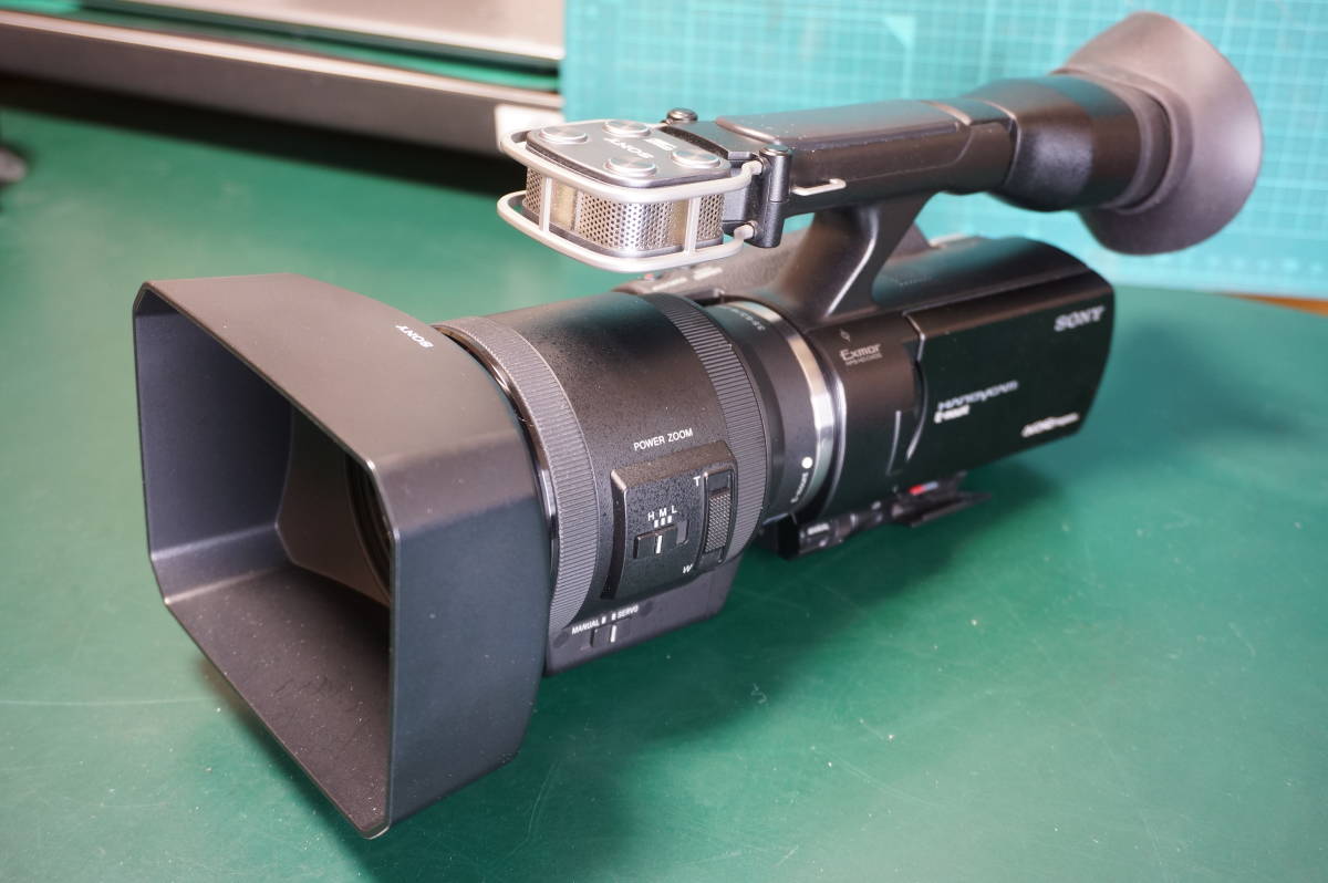 SONY HANDYCAM NEX-VG20 レンズ E PZ 18-200mm 3.5-6.3 OSS付(ソニー)｜売買されたオークション ...