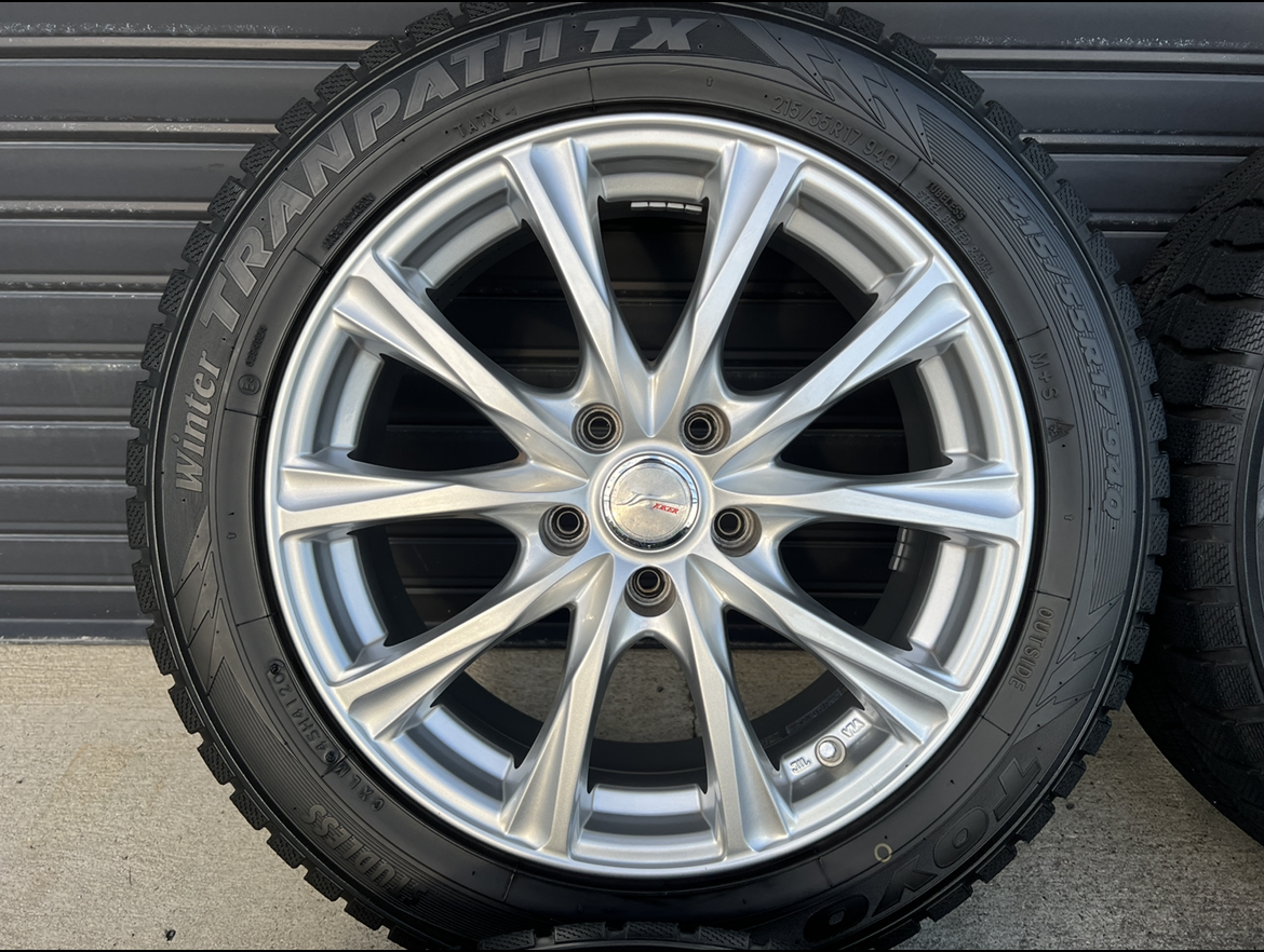 2020年製造 TOYO ウィンタートランパスTX 215/55R17 アルミホイル Wedsジョーカー 空気圧センサー付 カムリ クラウン ...
