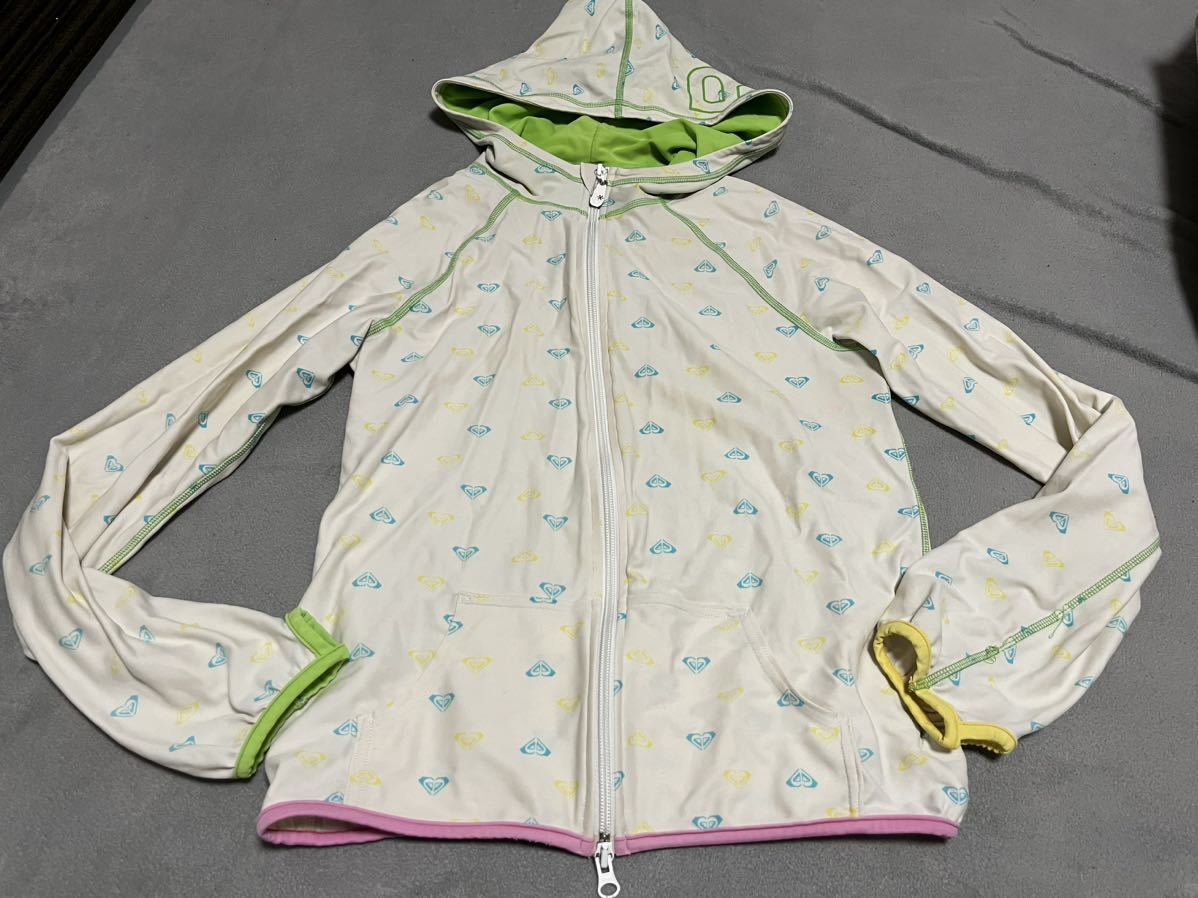 ROXYラッシュガード M(Mサイズ)｜売買されたオークション情報、yahooの商品情報をアーカイブ公開 - オークファン（aucfan.com）