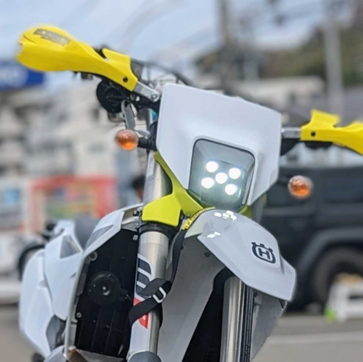 定価4万円 新古車外し ハスクバーナFe250/Te250i 純正オプションLEDヘッドライト Factory Racing LED ...
