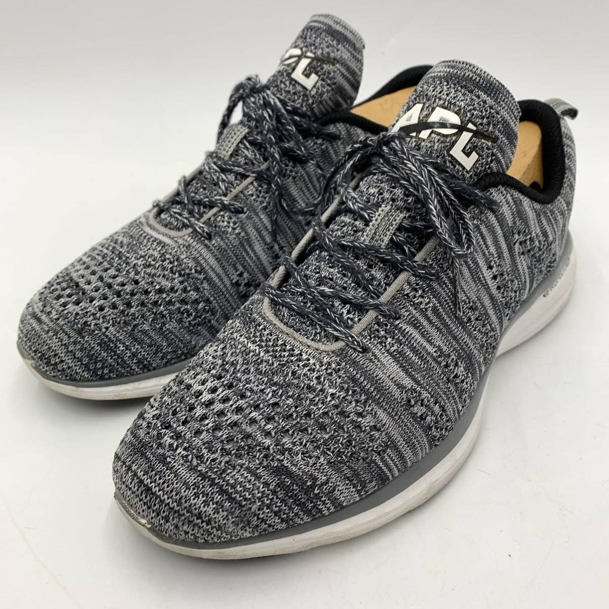 D モデル 軽量/履き心地抜群 'APL: ATHLETIC PROPULSION LABS' TECHLOOM PRO M ローカット ...