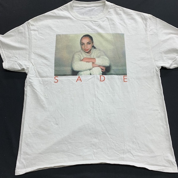 1円スタート SADE Tシャツ 00s ヴィンテージ フォトプリント シャーデー bjork janet jackson PJ harvey ビョーク マドンナ バンドT(Tシャツ)｜売買さ ...