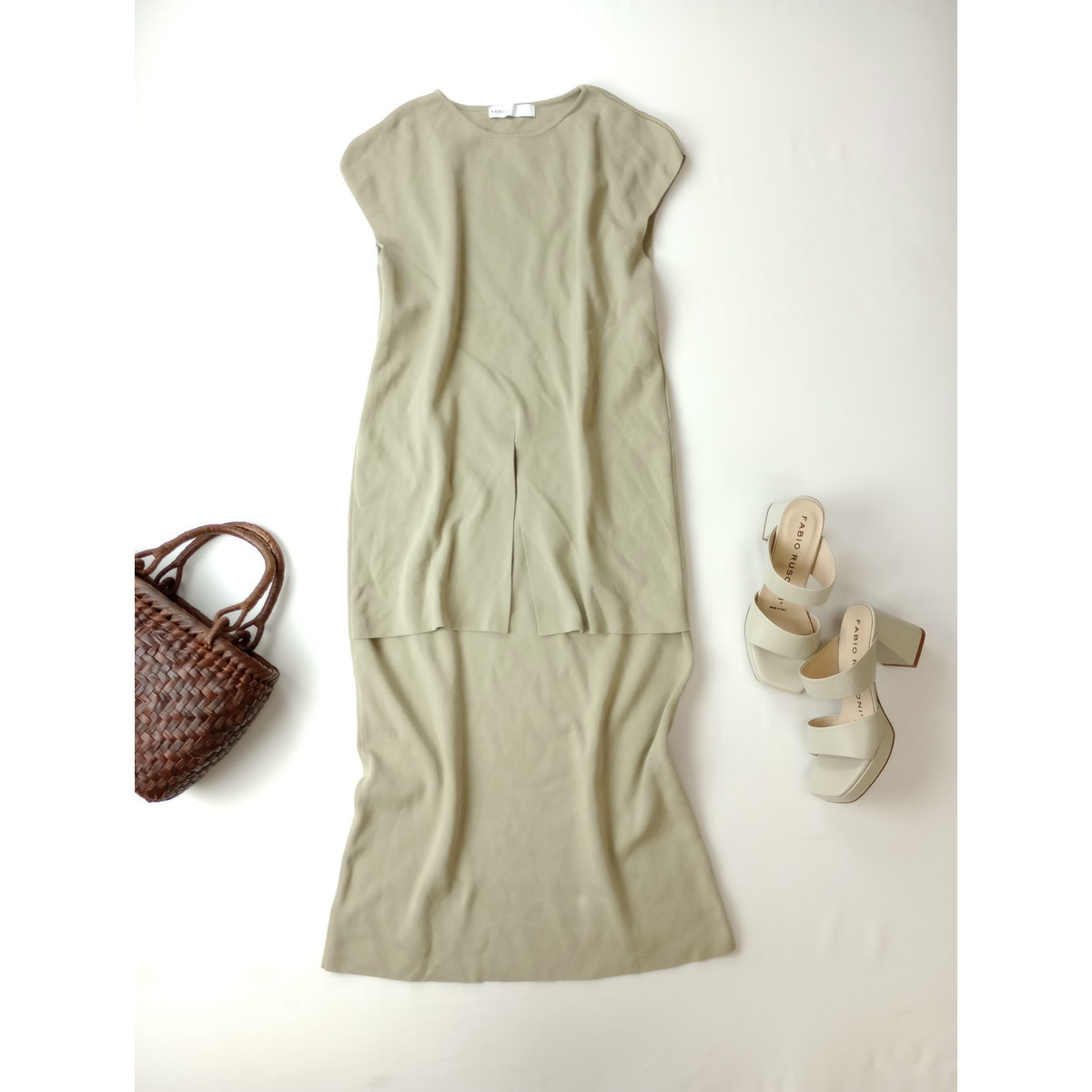 NOBLE ノーブル キレイをもっと楽ちんに 一枚 サマになる セットアップ風 ワンピース 37Y+4382(Mサイズ)｜売買されたオークション情報、yahooの商品情報をアーカイブ公開 ...