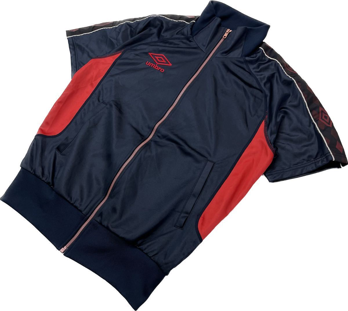 umbro 通年着回し 半袖 ジャージ ジャケット ネイビー レッド M サッカー フットサル トレーニング スポーツ 定番 アンブロ S1804(アンブロ)｜売買されたオークション情報 ...