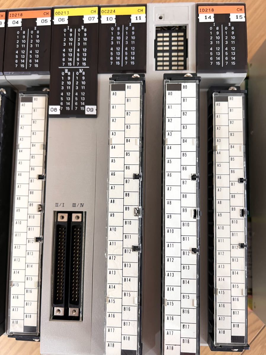 OMRON オムロン シーケンサ PLC CV500-BC101 C1000H PS221 Sysmac CV1000-V1 SLK11 APS01 ID218 OC224 OD213 ...