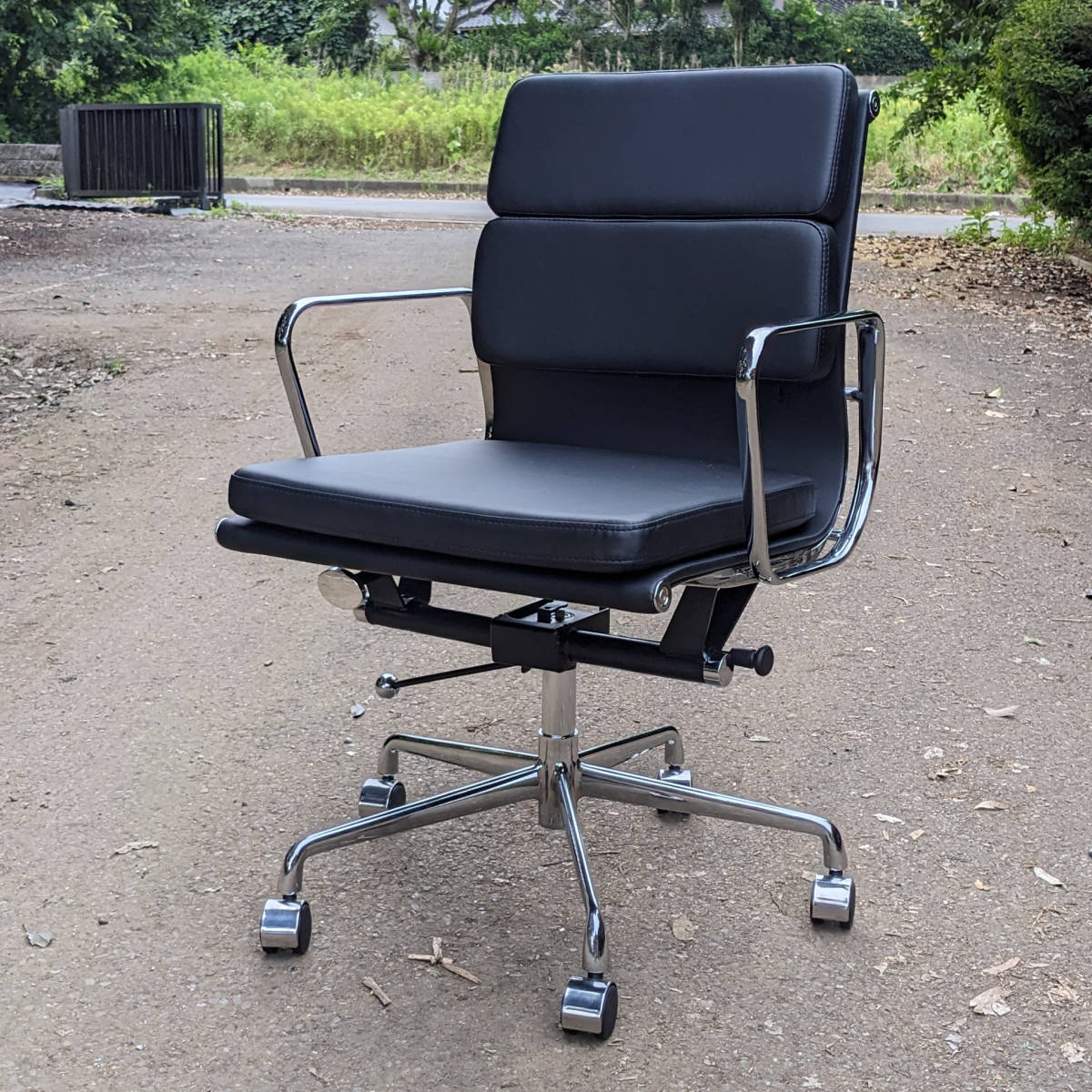 イームズ アルミナムチェア 22B Eames デスクチェア 椅子 イス チェア オフィスチェア ワークチェア テレワーク ソファ Eames 家具 B003(イームズ)｜売買された ...