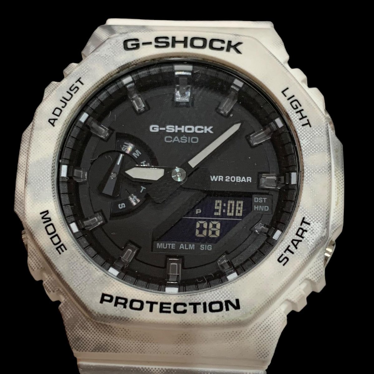 CASIO カシオ G-SHOCK GRUNGE SNOW CAMOUFLAGE スノーカモフラ ホワイト系 GAE-2100GC(その他 ...