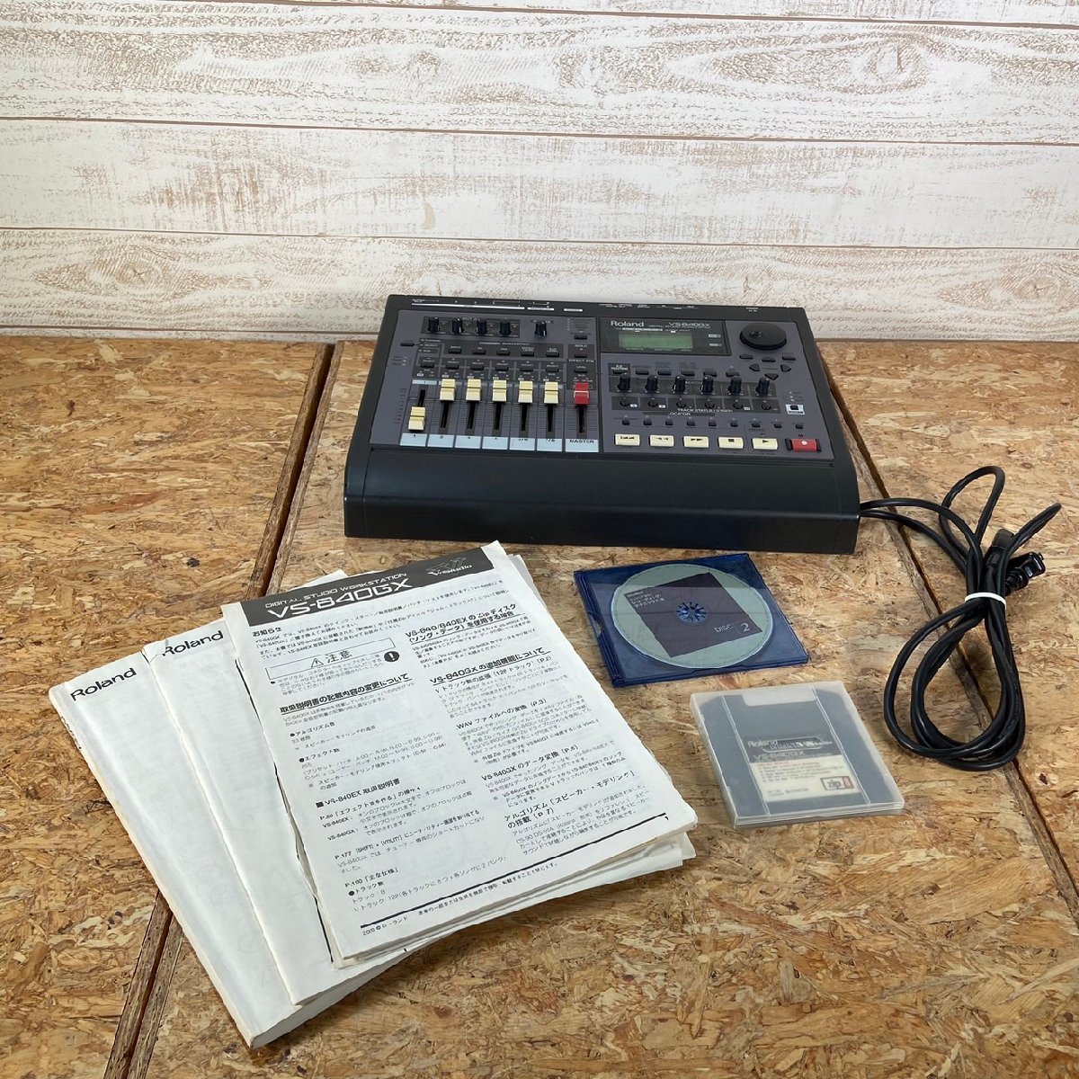 H-061 Roland ローランド/マルチトラックレコーダー / VS-840GX/説明書付き/通電 起動のみ確認済/ 現状品 ...
