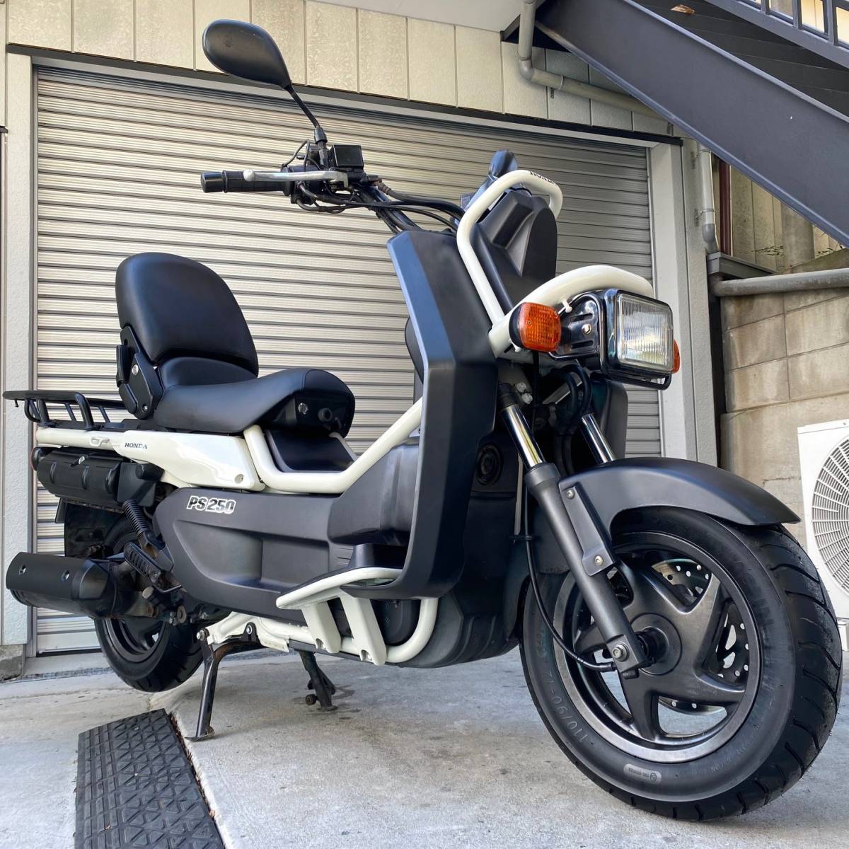 ホンダ PS250 BA-MF9 前期 実働 書類付き トワイライトグレー 白 ビッグスクーター HONDA(126cc-250cc)｜売買さ ...