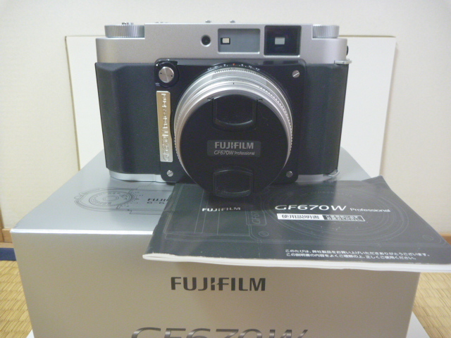 FUJIFILM フジフィルム GF670W 中判フイルムカメラ(富士フイルム、富士写真フイルム)｜売買されたオークション情報、yahooの ...