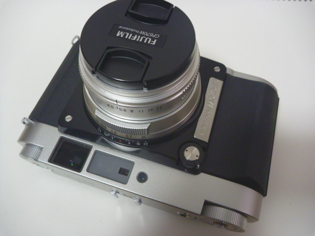 FUJIFILM フジフィルム GF670W 中判フイルムカメラ(富士フイルム、富士写真フイルム)｜売買されたオークション情報、yahooの ...