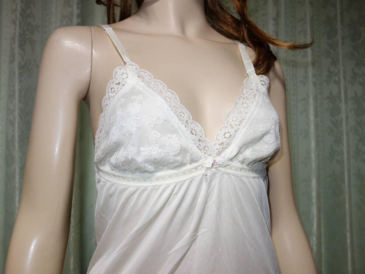 S11 送料100円 ティーンズ系 白いスリップ B80(Mサイズ)｜売買されたオークション情報、yahooの商品情報をアーカイブ公開 - オークファン（aucfan.com）