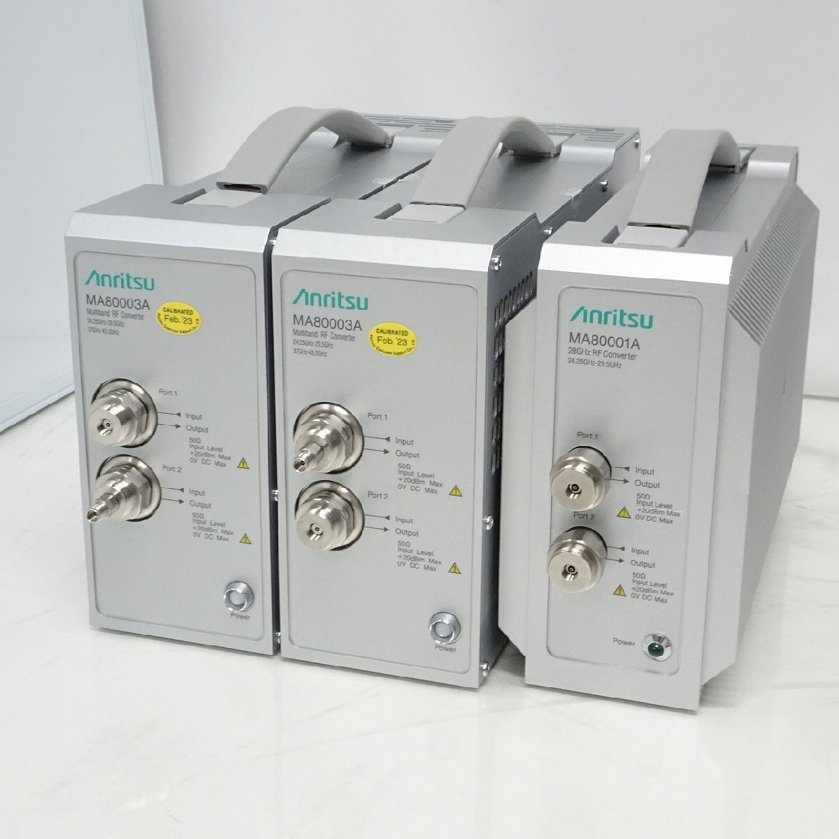 Anritsu MA80003A Multiband RF Converter 2台 MA80001A 28GHz RF Converter ...