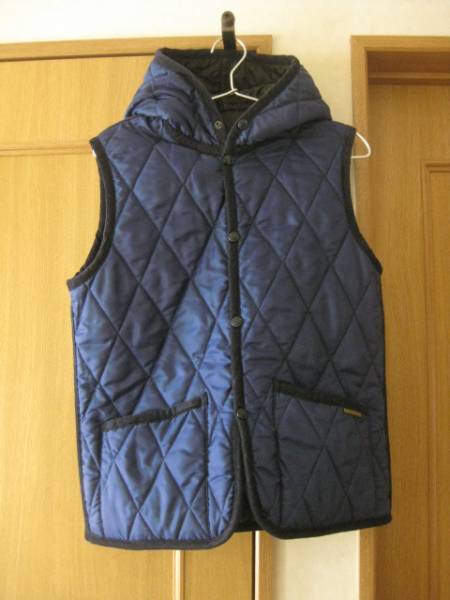 ラベンハム LAVENHAM ブルー×ブラック リバーシブルベスト(ジャケット、上着)｜売買されたオークション情報、yahooの商品情報をアーカイブ公開 - オークファン（aucfan.com）