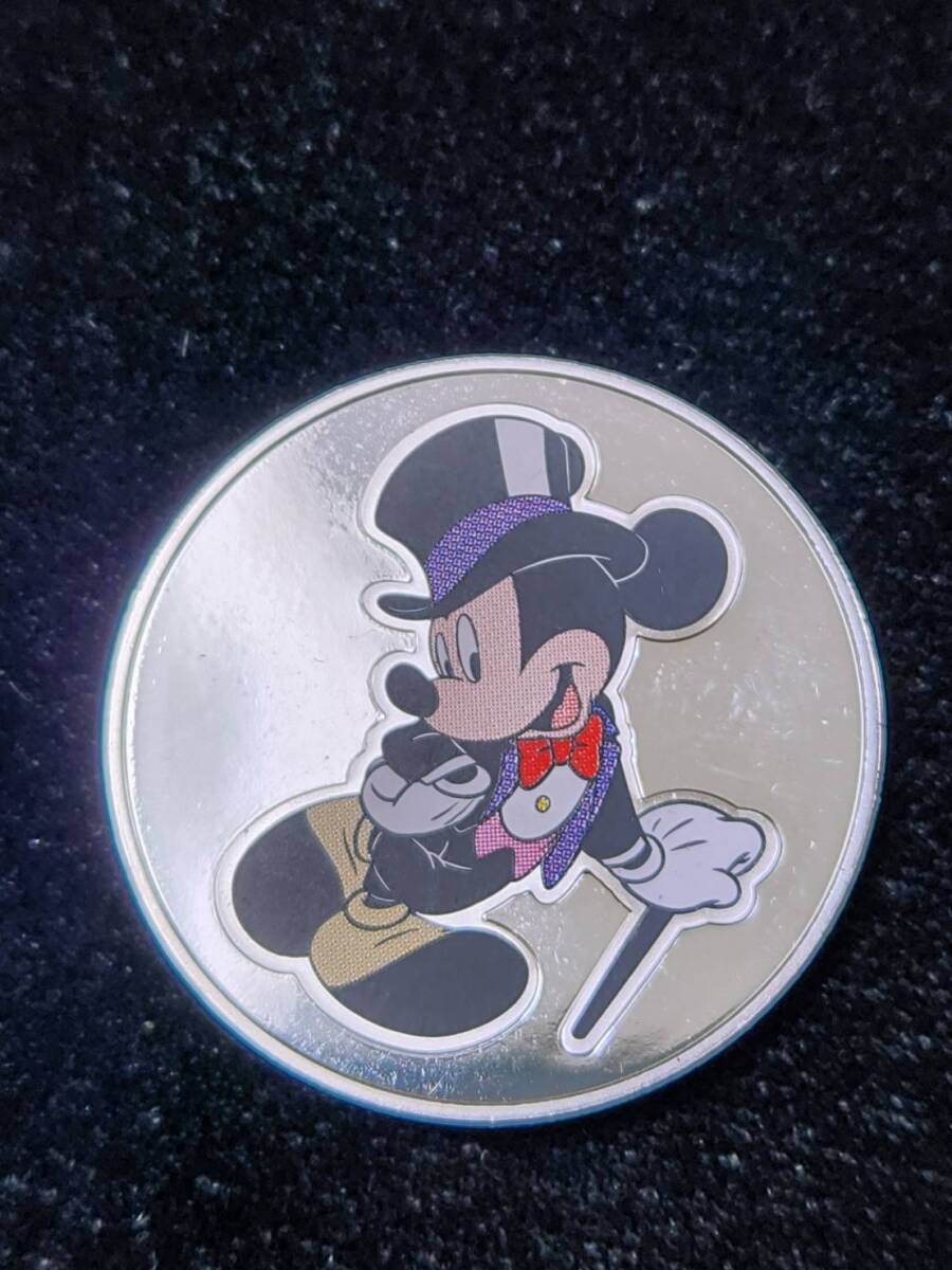ミッキーマウス生誕75周年 シルバー メダル 2003年 ディズニー 約20g(銀製)｜売買されたオークション情報、yahooの商品情報をアーカイブ公開 - オークファン（aucfan.com）