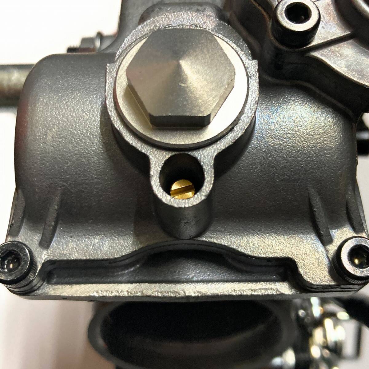 FCR パイロットスクリュー FCR28 FCR32 FCR33 FCR35 FCR37 FCR39 FCR41 キャブレター ケイヒン SR500 ゼファー 750 1100 XJR400 ...