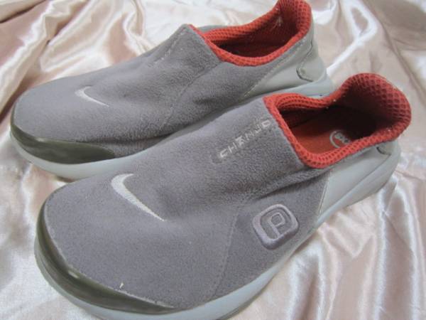 ナイキ chanjo AIR 軽量スニーカー 23.0㎝相当(23.0cm)｜売買されたオークション情報、yahooの商品情報をアーカイブ公開 ...