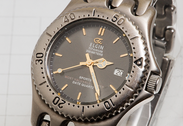 ELGIN USA TITANIUM 200 METERS FK-61-A ベルト切 電池交換済(エルジン)｜売買されたオークション情報 ...