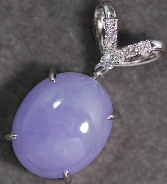 \100 Pt900 特大上質 天然ラベンダー翡翠19.3ct&ダイヤ0.27ct(ヒスイ)｜売買されたオークション情報、yahooの商品情報をアーカイブ公開 - オークファン（aucfan.com）